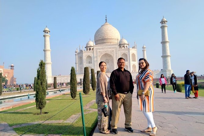 1 Day Tour to Agra From Delhi by Car With 5 Star Lunch | Power Traveller