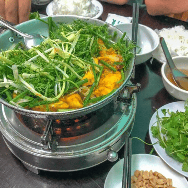 8 Must-Try Local Dishes in Vietnam With Local Guide | Power Traveller