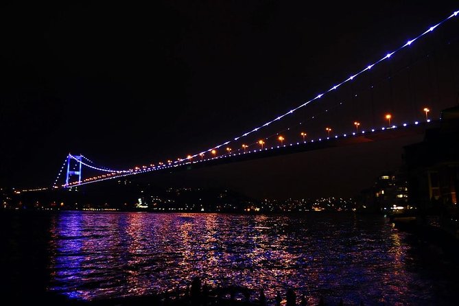 All Inclusive Moonlight Dinner Cruise on The Bosphorus | Power Traveller