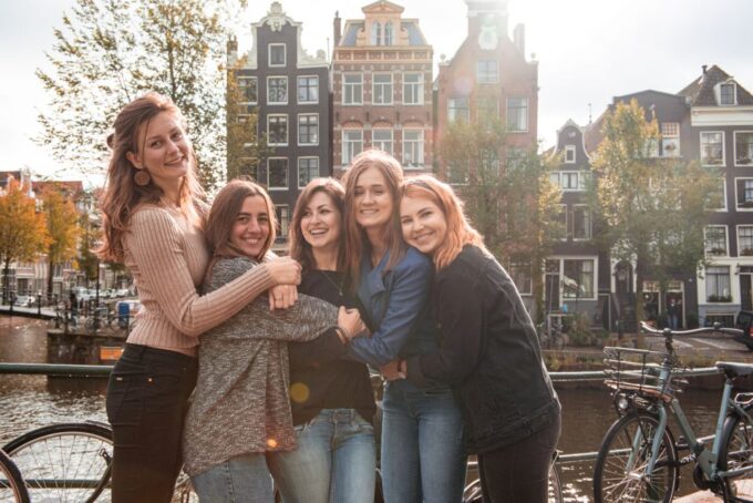 Amsterdam: Professional Photo Shoot | Power Traveller