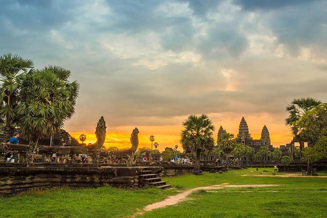 Angkor Temples With Sunset 1-Day Tour | Power Traveller