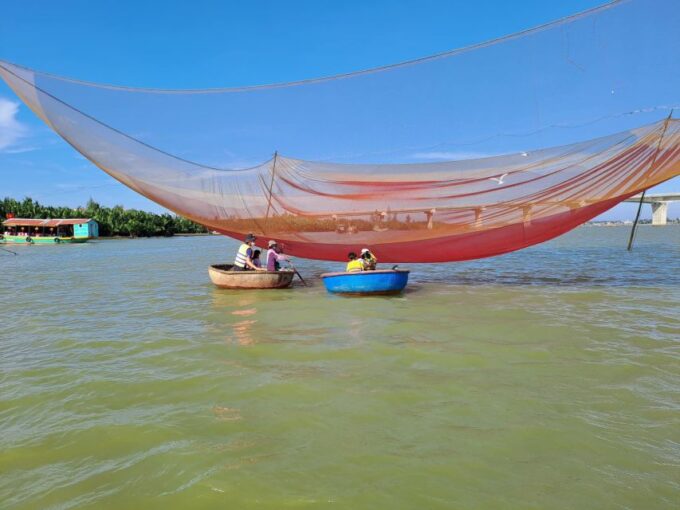 Basket Boat Experience | Power Traveller