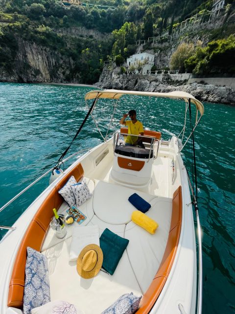 Boat Tour of the Amalfi Coast, Amalfi, and Positano | Power Traveller
