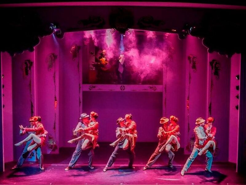 Cafe De Los Angelitos Executive: Dinner + Show + Beverages + Transfer ...