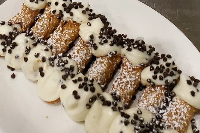 Cannoli Crawl New York City Walking and Food Tour | Power Traveller