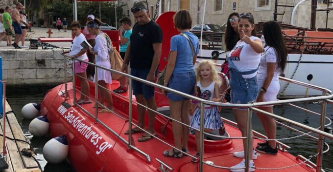 Chania: Semi-Submarine Boat Underwater Experience | Power Traveller