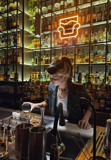 Cocktail Bar Hop With a Bartender | Power Traveller