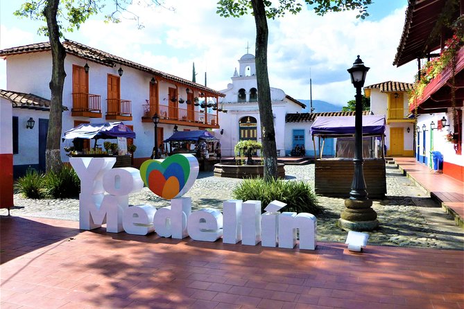 Commune 13 and Its Graffiti Expression | Power Traveller