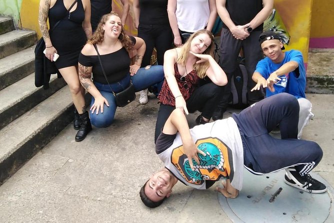 Cultural Connection Commune 13, Be a Local | Power Traveller