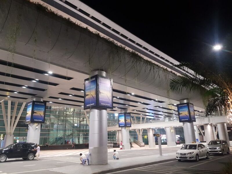 Da Nang : Airport Pick up and Drop off Service Private Car | Power ...