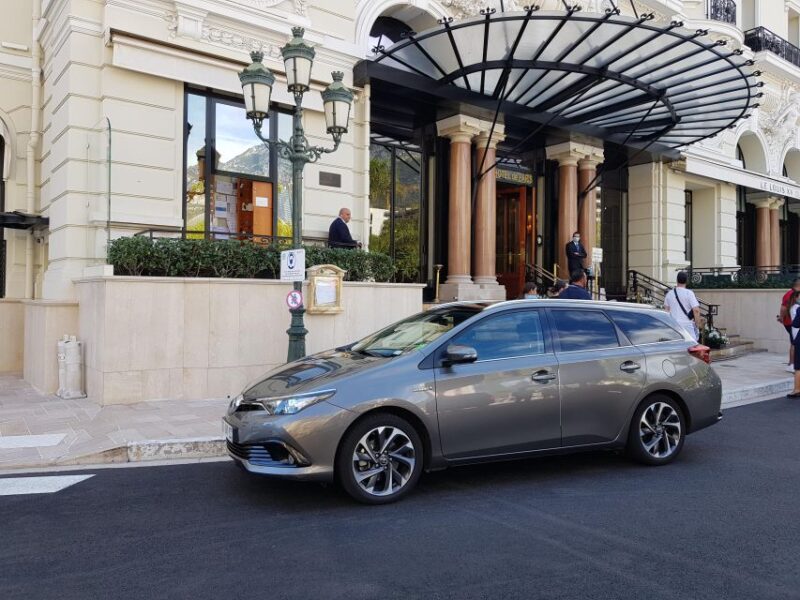 Disneyland : Private Transfer To/From Paris - Disneyland | Power Traveller