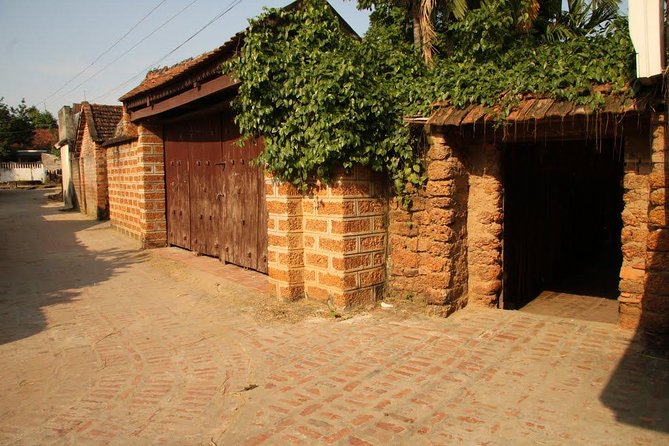 Duong Lam Ancient Village Private Tour: Ancient Vestage, Fortress ...