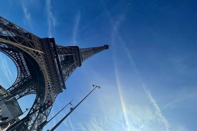 Eiffel Tower Guided Tour by Elevator Summit Option | Power Traveller