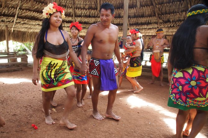 Embera Indigenous Village Visit | Power Traveller
