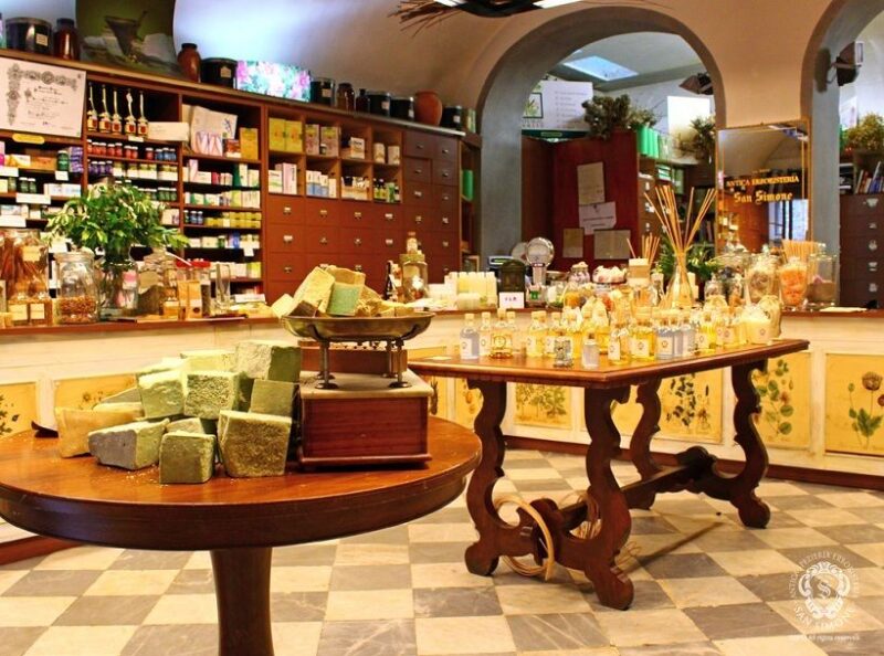 Florence: Perfume Masterclass and Sensory Experience | Power Traveller