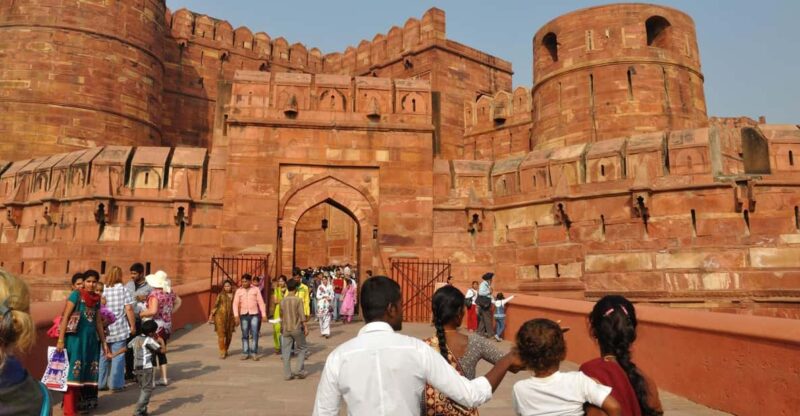 From Agra : Agra Short Tour By Metro | Power Traveller