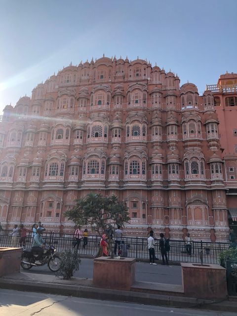 Get the Best Out of Jaipur; Nargarh Fort, City Palace & More | Power ...