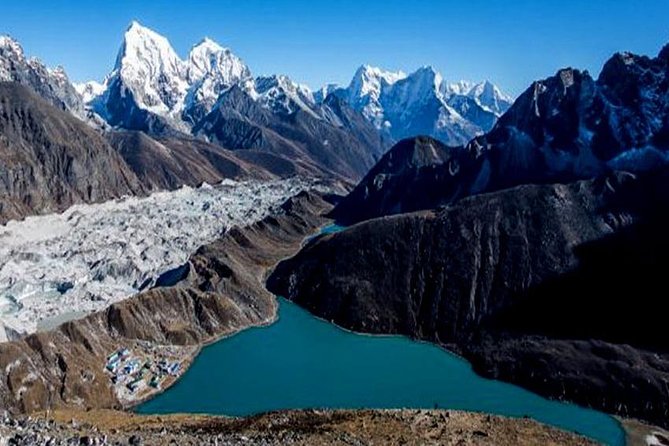 Gokyo Lakes, Gokyo Ri Trekking Package - 10 Days | Power Traveller