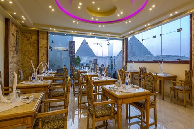 Great Pyramid Inn Lunch With Pyramids View | Power Traveller