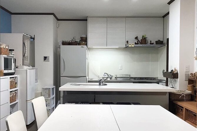 Handmade Udon and Traditional Calligraphy Class in Tokyo | Power Traveller