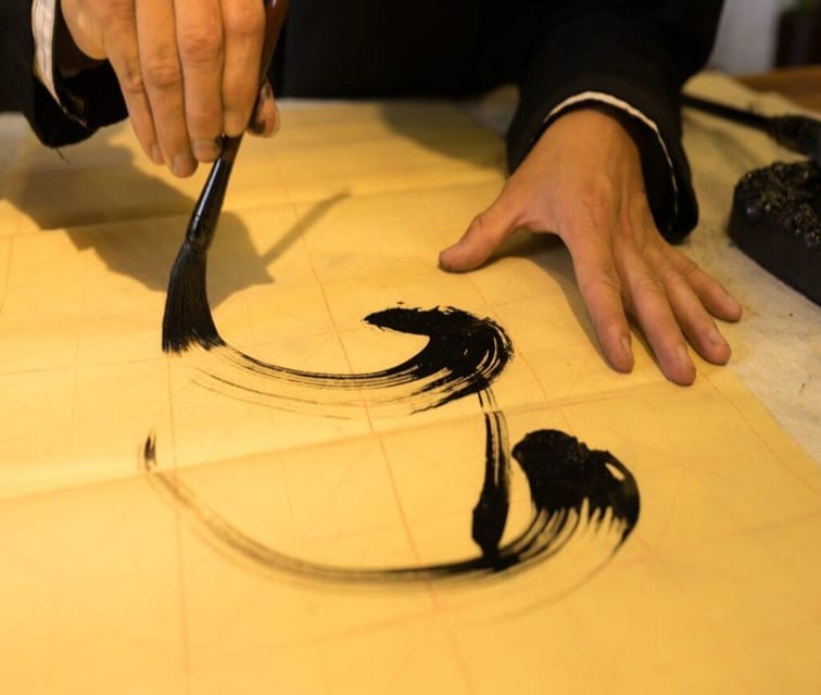 Hanoi: Traditional Vietnamese Calligraphy Class | Power Traveller