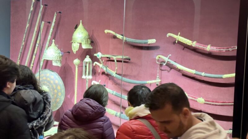 Istanbul: Blue Mosque and Topkapı Palace & Harem Guided Tour | Power ...