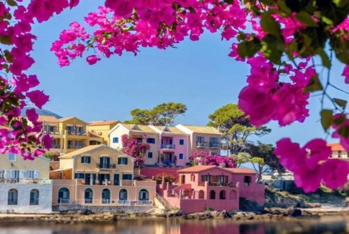 Kefalonia: Northern Treasures - Assos & Fiscardo | Power Traveller