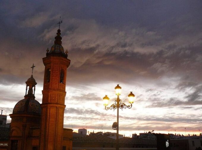 Legends of Triana Walking Tour in English | Power Traveller