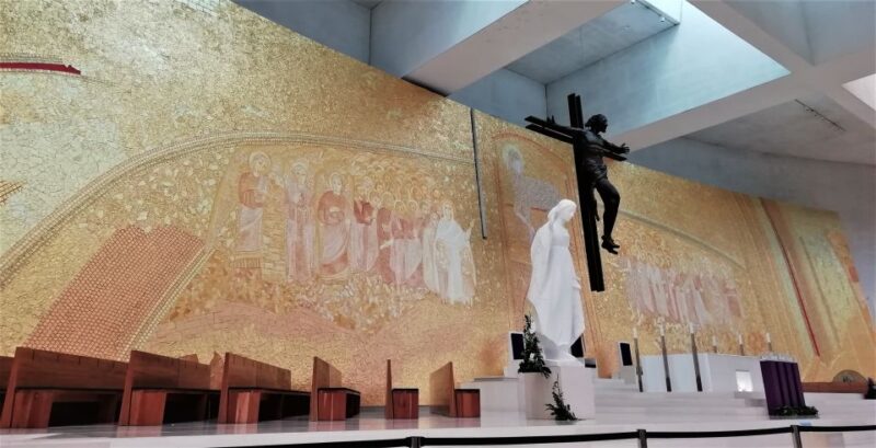 Lisbon: Full-Day Private Guided Tour to Fátima | Power Traveller