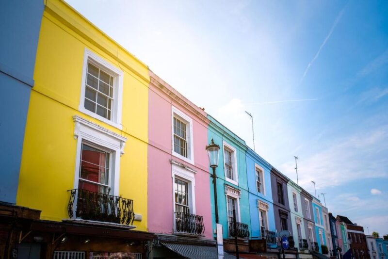 London: Insta-Perfect Walk With a Local | Power Traveller