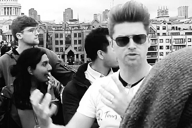 London Past & Present Backstreet Historical Tour | Power Traveller