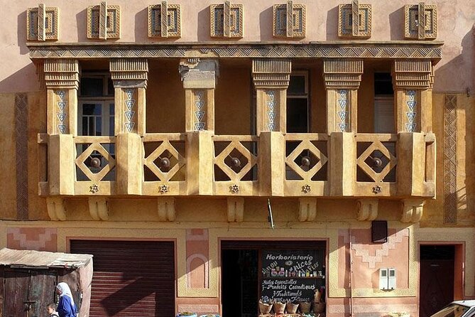 Marrakech Jewish Quarter & Bahia Palace: Private Half-day Guided Tour ...