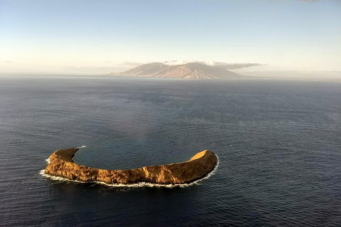 Maui Circle Island-Private-Air Tour: up to 3: Waterfalls & Lava ...