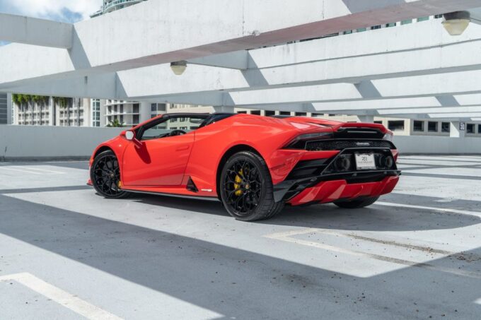 Miami: Lamborghini Huracan EVO Spyder Supercar Tour | Power Traveller