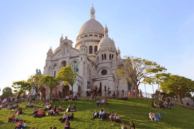 Montmartre: The Bohemian Heart of Paris | Power Traveller