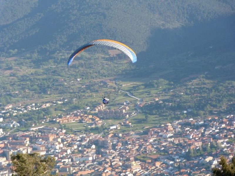 Paragliding Tandem Flight From Madrid | Power Traveller