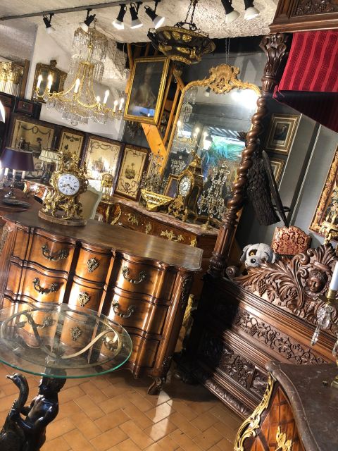Paris Flea Market.Private Guide (Ex Antiques Dealer) | Power Traveller