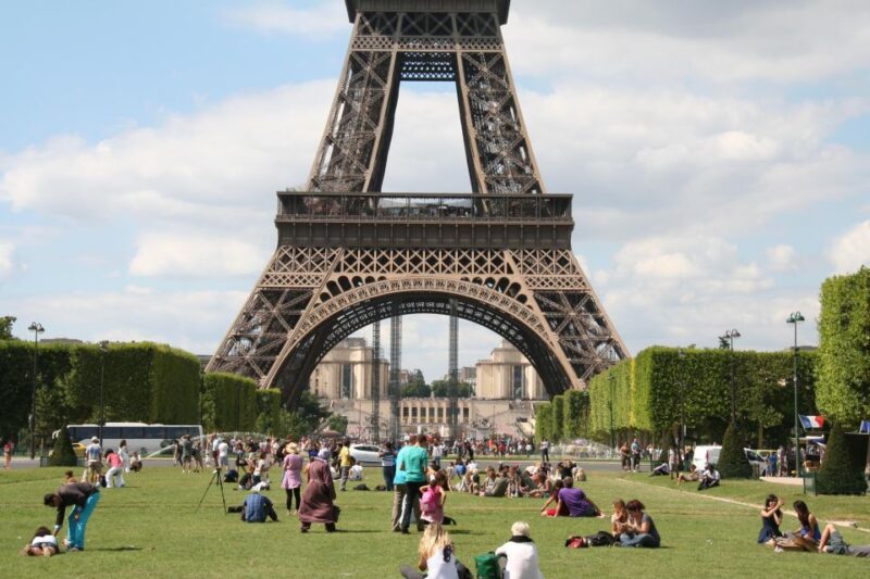 Paris: Private Tour With a Local Guide | Power Traveller