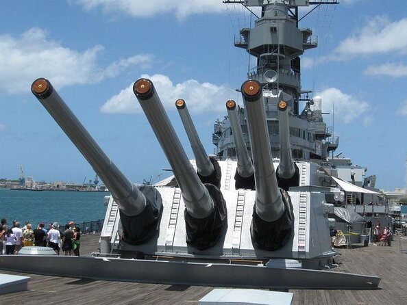 Pearl Harbor USS Arizona Memorial & Battleship Missouri | Power Traveller