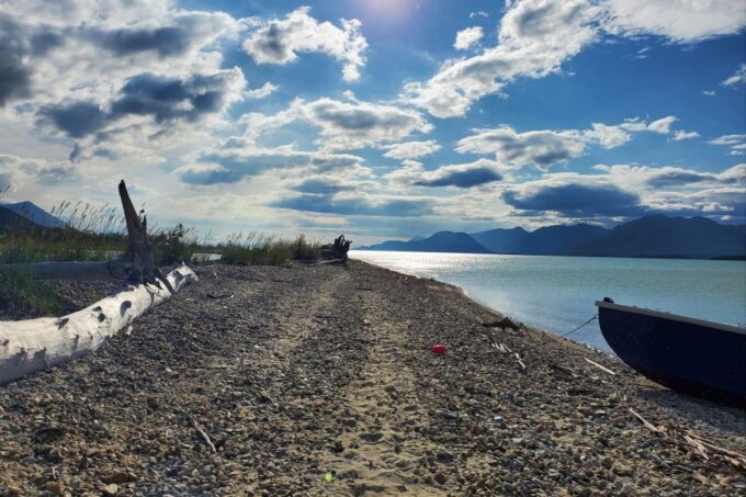 Port Alsworth: 7-Day Crewed Charter and Chef on Lake Clark | Power ...