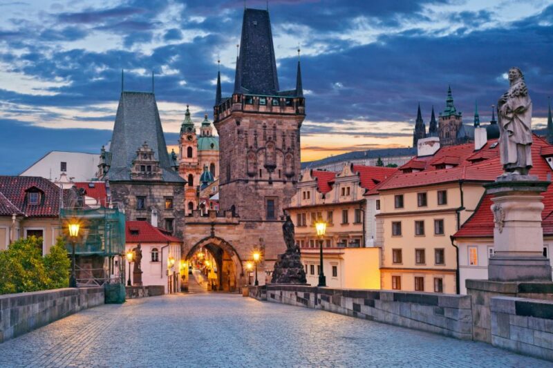 Prague: First Discovery Walk and Reading Walking Tour | Power Traveller