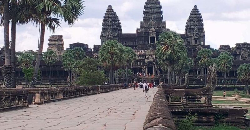 Private One Day Trip-The Best Experience to Angkor Temples | Power ...