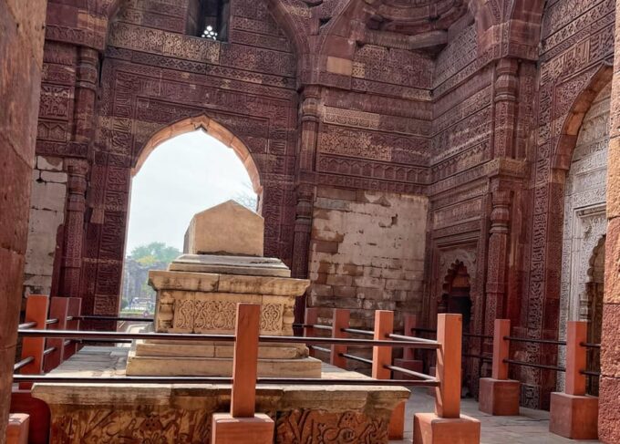 Qutub Complex and Mehrauli Archaeological Park Guided Tour | Power ...