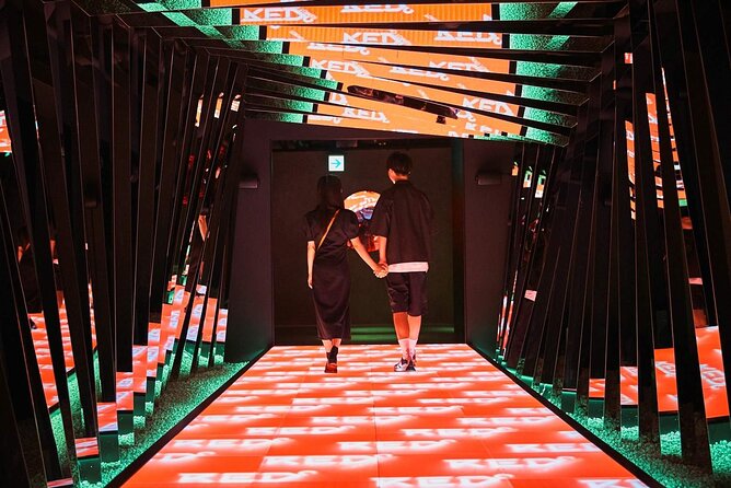 Red Tokyo Tower Passport | Power Traveller