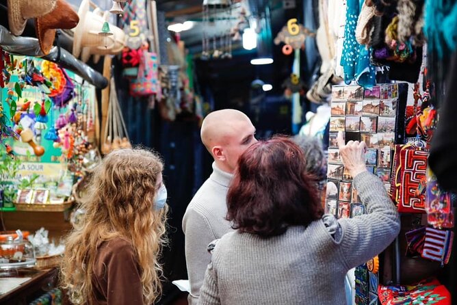 Rent a Local Friend in Bogota | Power Traveller