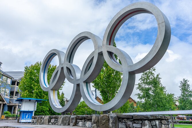 Rockies Western Canada Iconic Sites Tour | Power Traveller