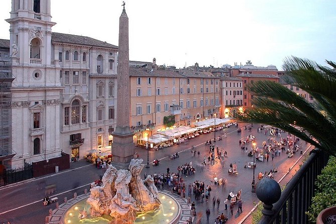 Rome: Pantheon, Navona and Trevi Fountain Private Tour by Night | Power ...