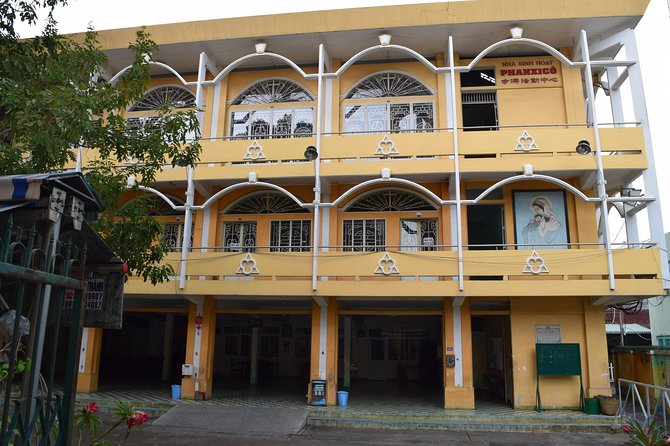 Saigon City One Day Discover By Cyclo Ride Private Tour With Guide ...