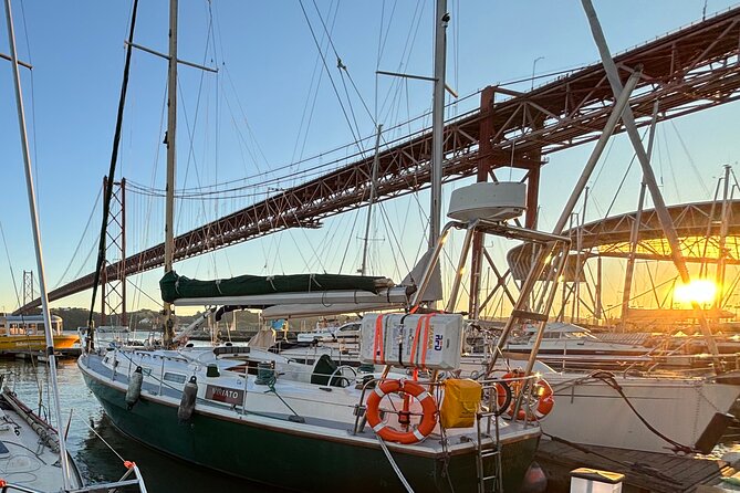 Sailing Tour in a Classic Boat | Power Traveller