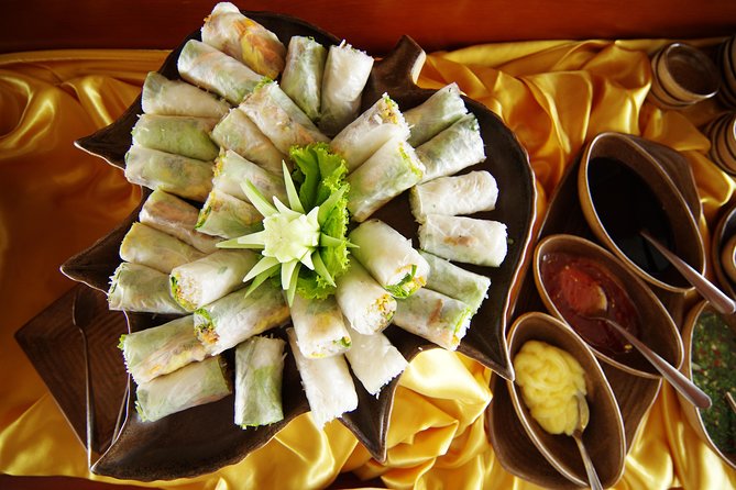 Sea Octopus Cruise | First 5 Star Vessel | 7h Explore Halong Bay ...